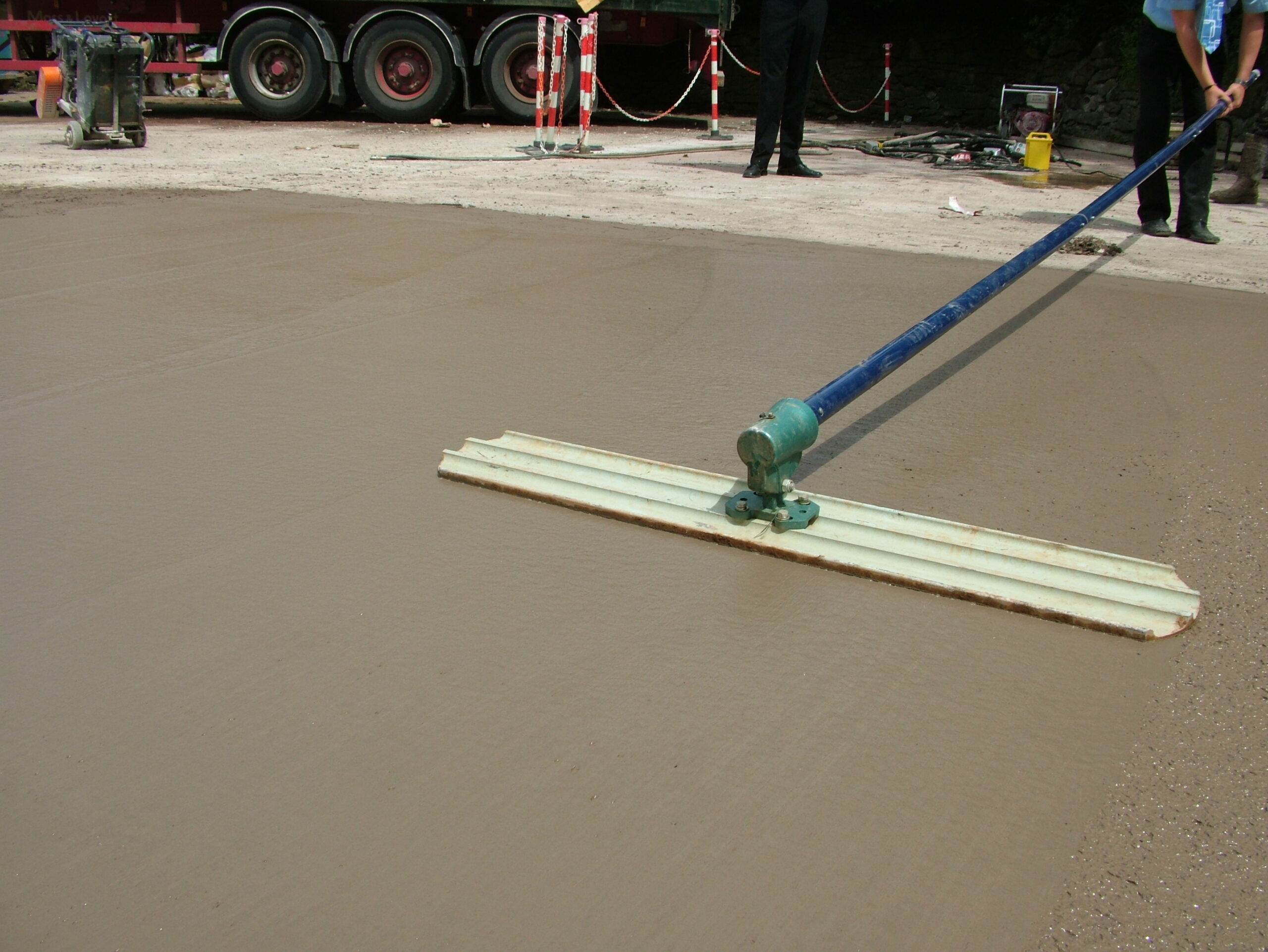 The 5 Must-Have Tools for Perfect Concrete Finishing | Power Plant Hire