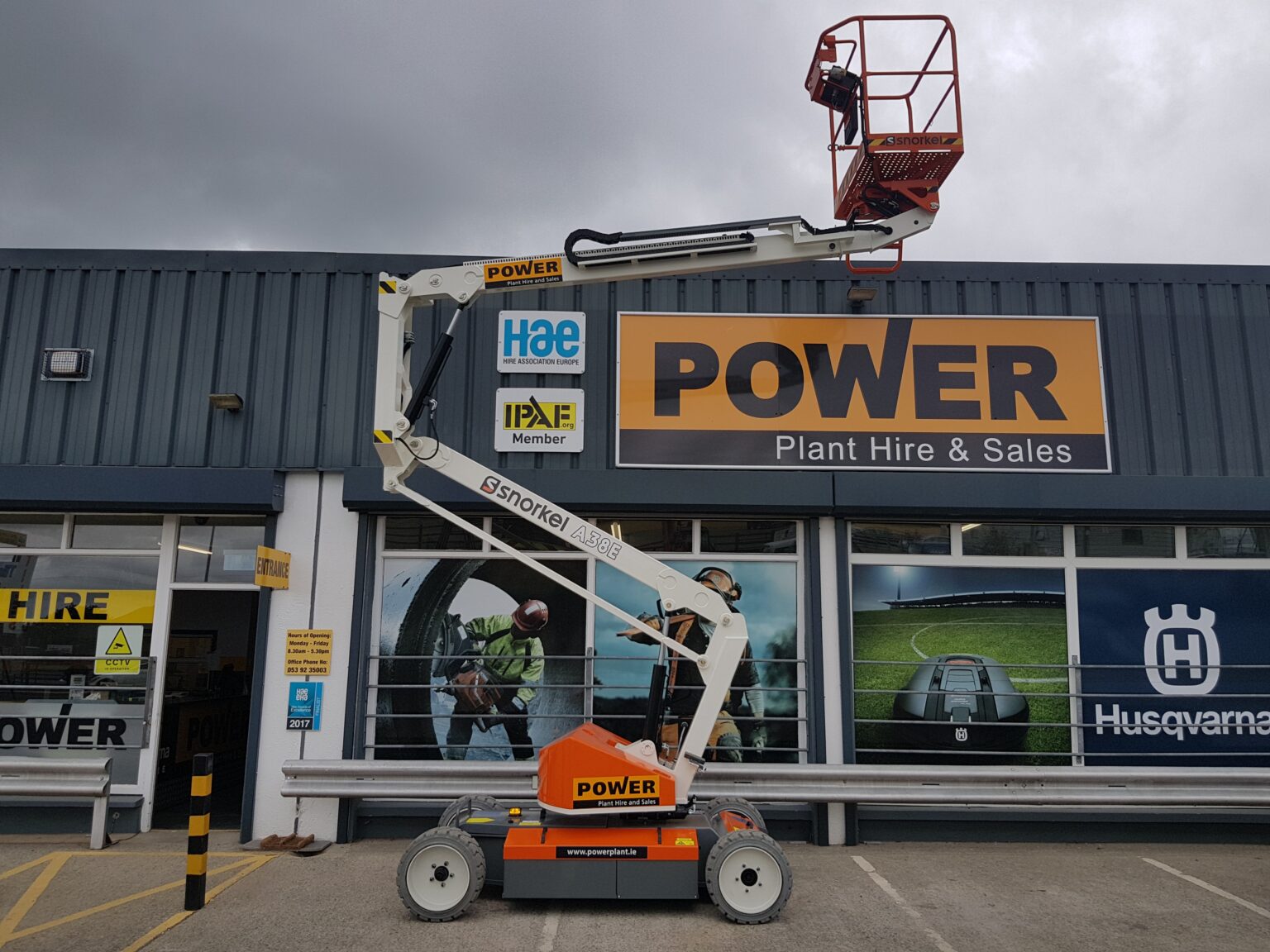 Benefits of Access Equipment Hire in Ireland | Power Plant